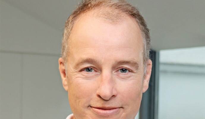 Der Mann für die Gefäßchirurgie: Neuer Chefarzt in Karlsbader Klinikum ...