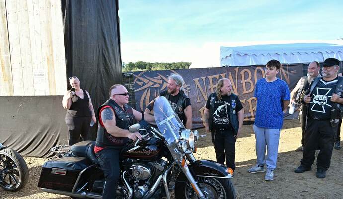 50 Jahre Lobo Motorcycle Club: Mit Vollgas in eigener Stadt gefeiert ...