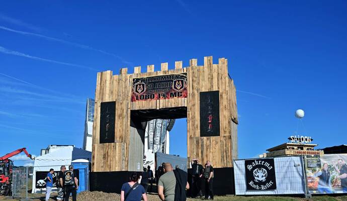 50 Jahre Lobo Motorcycle Club: Mit Vollgas in eigener Stadt gefeiert ...