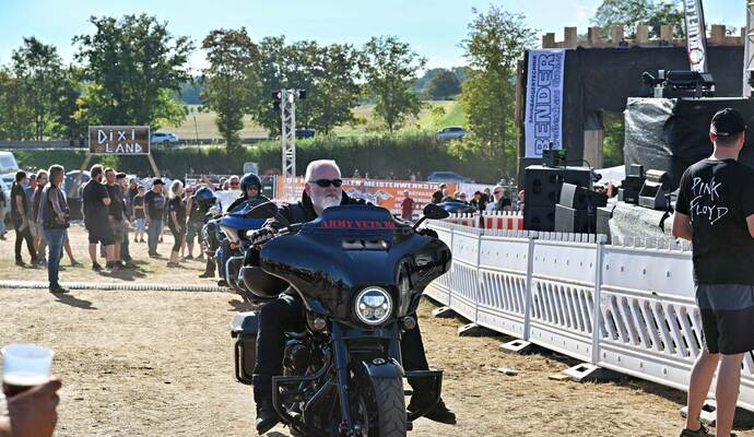 50 Jahre Lobo Motorcycle Club: Mit Vollgas in eigener Stadt gefeiert ...